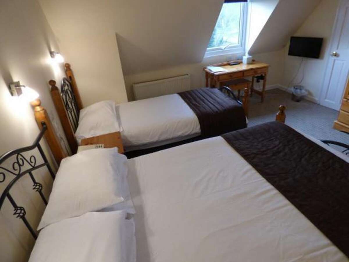 Our Gallery - The Roundabout Hotel, Hotel in Fareham