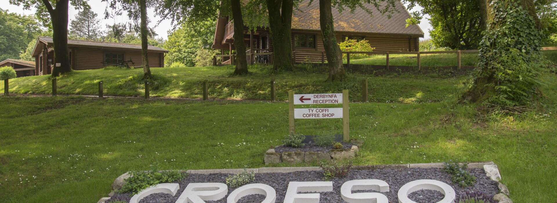 Pantglas Hall - Holiday Lodges and Leisure Club - Croeso / Welcome