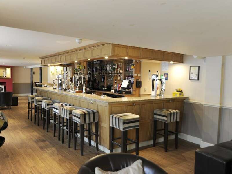 Home - The Elm Tree Inn, Restaurant ,Bar & Accommodation , Freehouse in ...