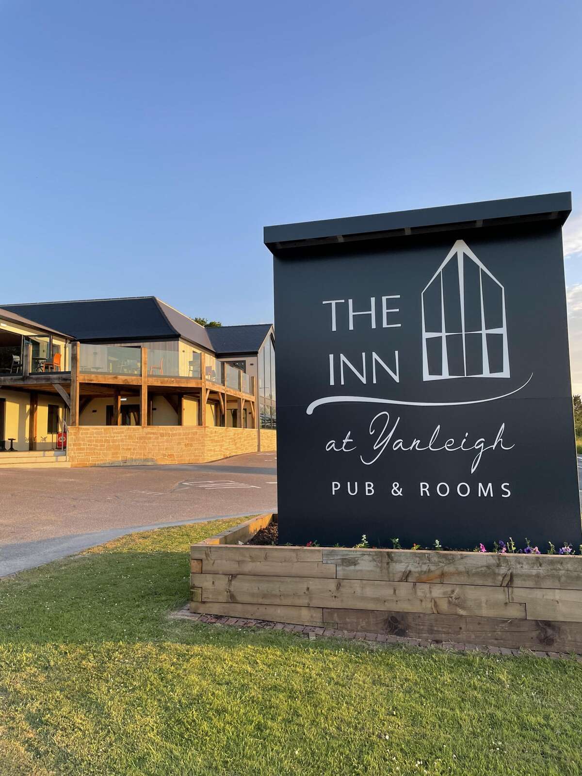 Our Gallery - The Inn at Yanleigh, Bed and Breakfast in Bristol