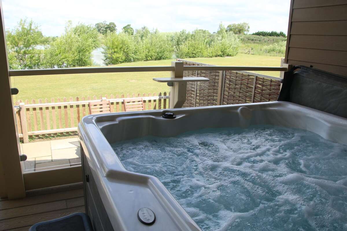 Our Gallery - Waterside Lodges Cambridge, Holiday Home in Cambridge