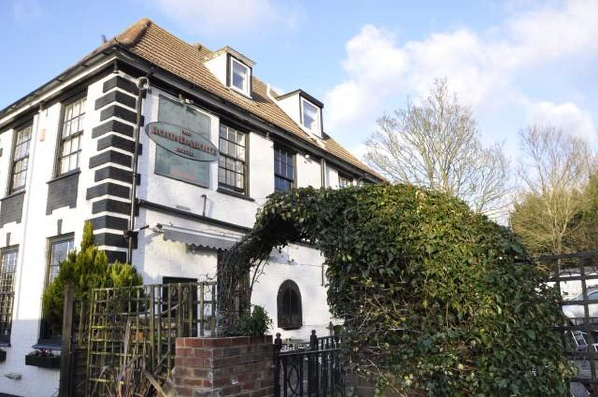 Our Gallery - The Roundabout Hotel, Hotel in Fareham