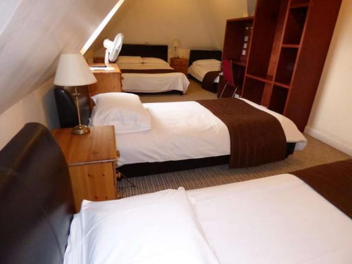 Our Gallery - The Roundabout Hotel, Hotel in Fareham