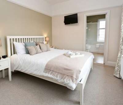 Home - Bath Arms Hotel, Hotel in Cheddar