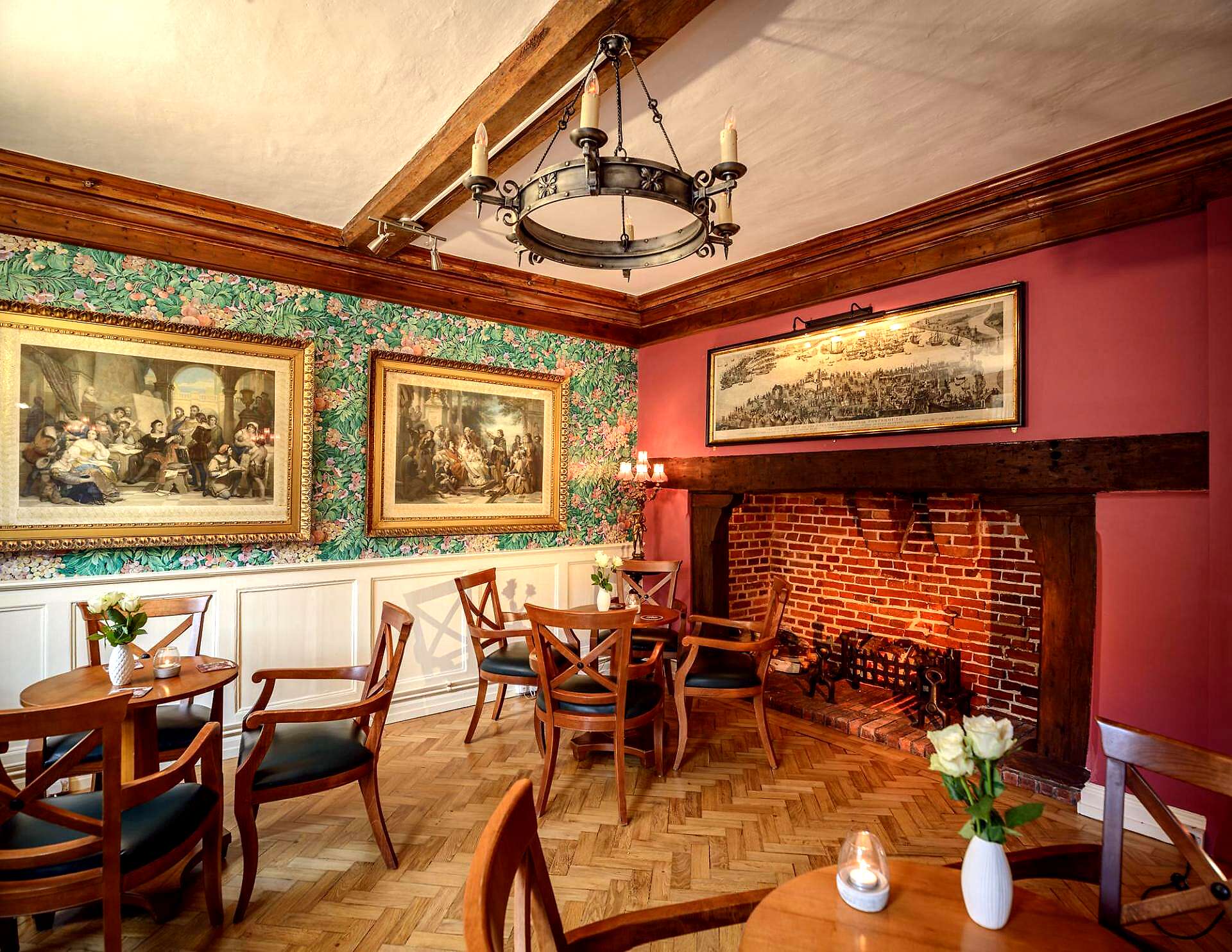 Home - Ye Spotted Dogge, Accommodation in Portsmouth