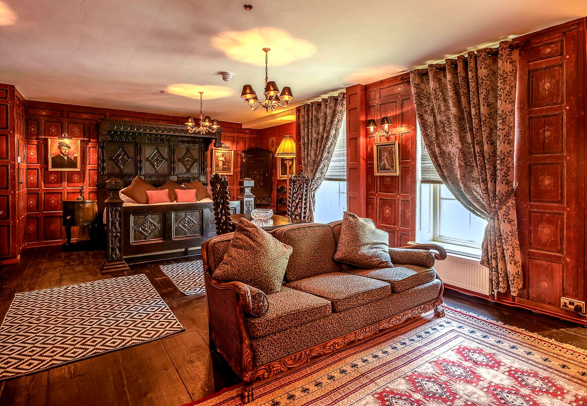 Home - Ye Spotted Dogge, Accommodation in Portsmouth