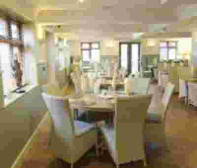 Home - The Elm Tree Inn, Restaurant ,Bar & Accommodation , Freehouse in ...
